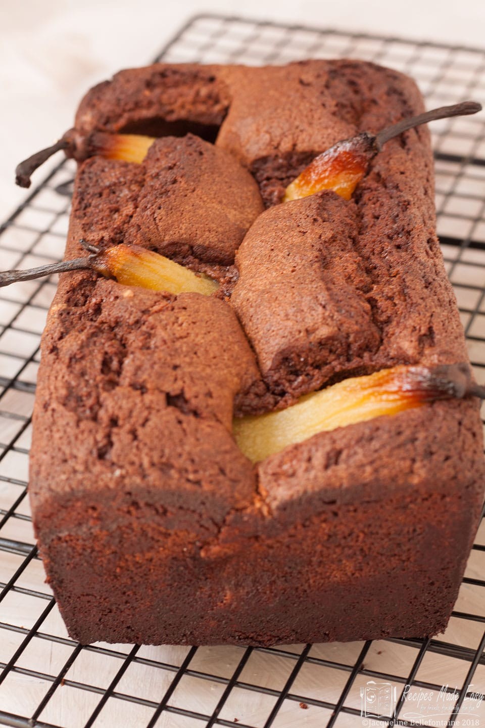 Sunken Pear and Chocolate Cake | Recipes Made Easy