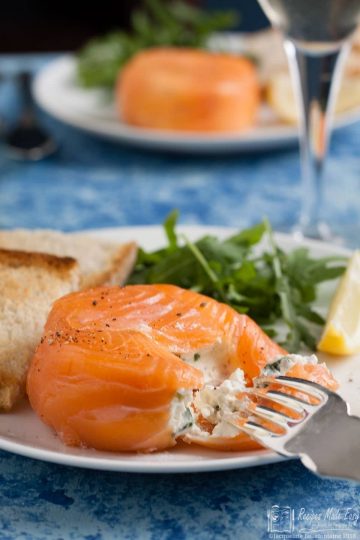 Smoked salmon, cream cheese and cucumber parcels | Recipes Made Easy