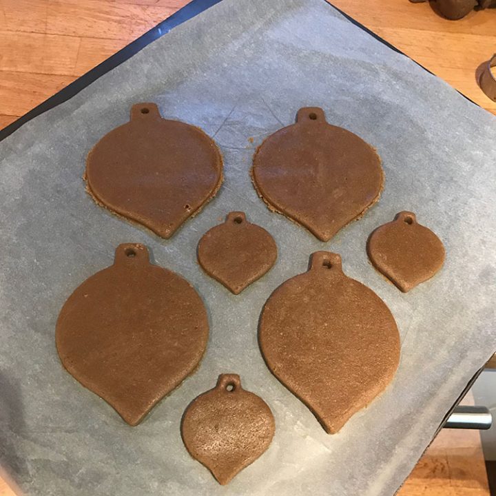 Christmas Gingerbread Biscuits | Recipes Made Easy