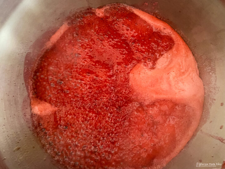 Easy seedless raspberry and whitecurrant jam | Recipes Made Easy